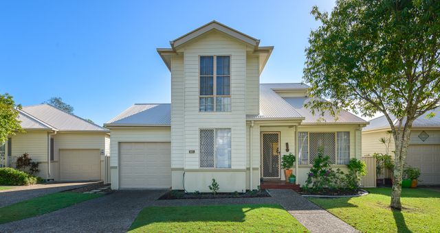 Golden Crest Manors | Over 50s Residential Resort Gold Coast