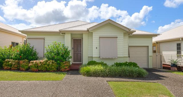 Golden Crest Manors - Over 50s Residential Resort Gold Coast